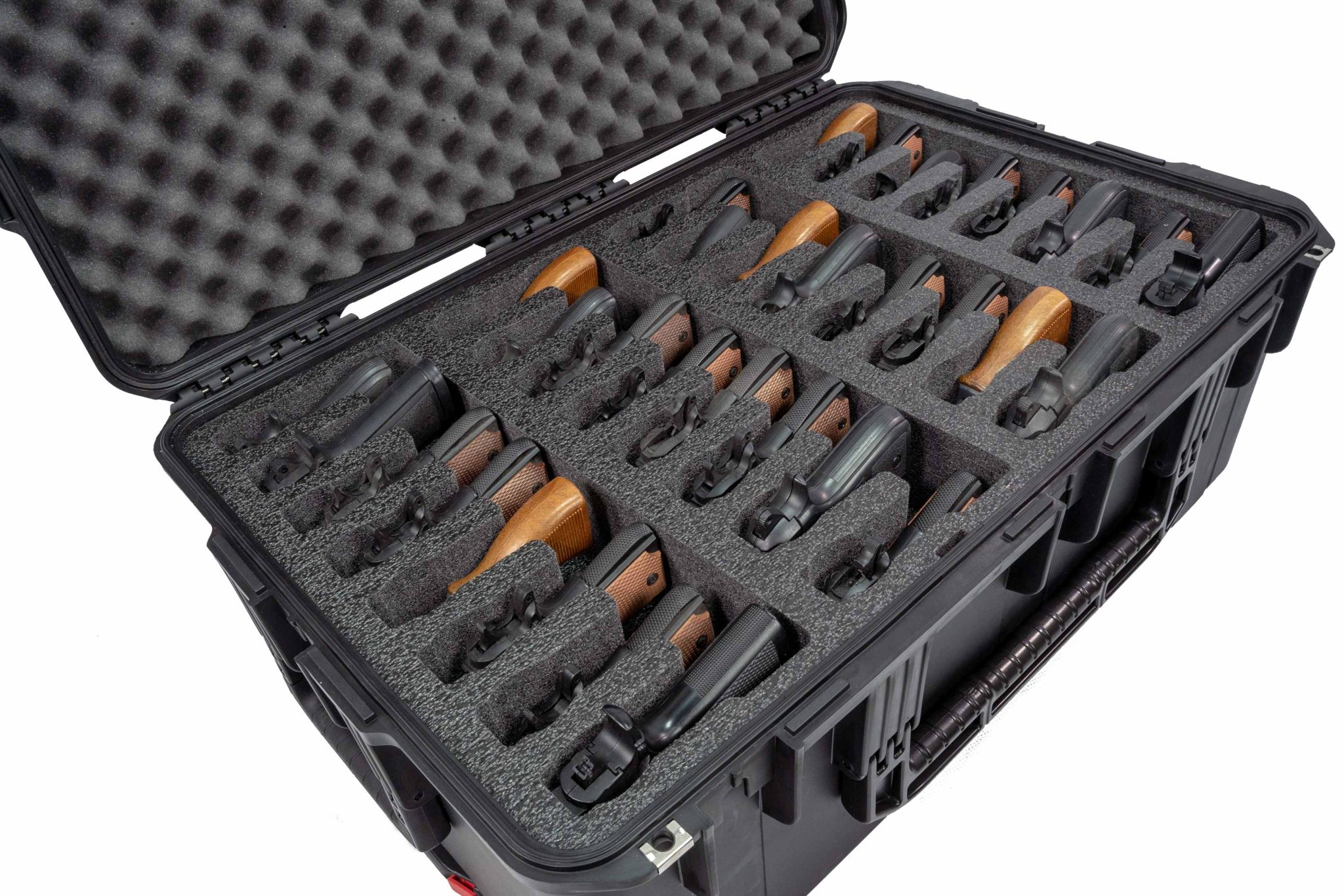 Case Club 32 Pistol Waterproof Case with Silica Gel & Heavy-Duty Foam