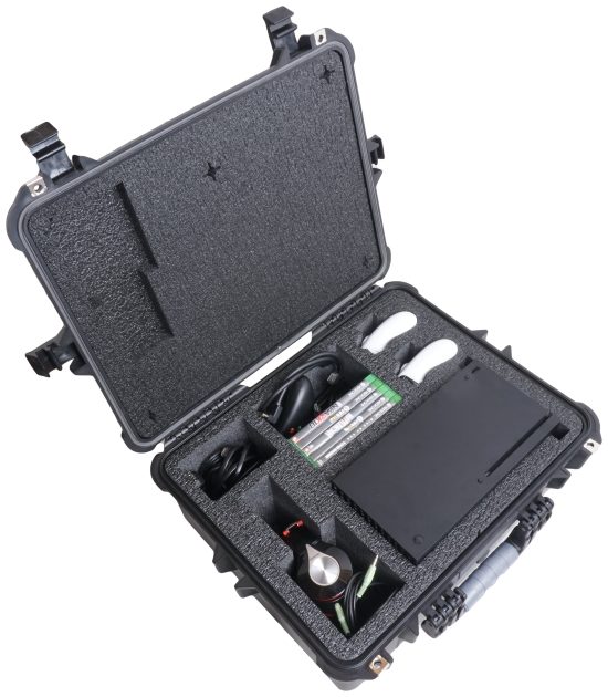 Xbox Series X & S Portable Gaming Station with Built-in Monitor - Case Club